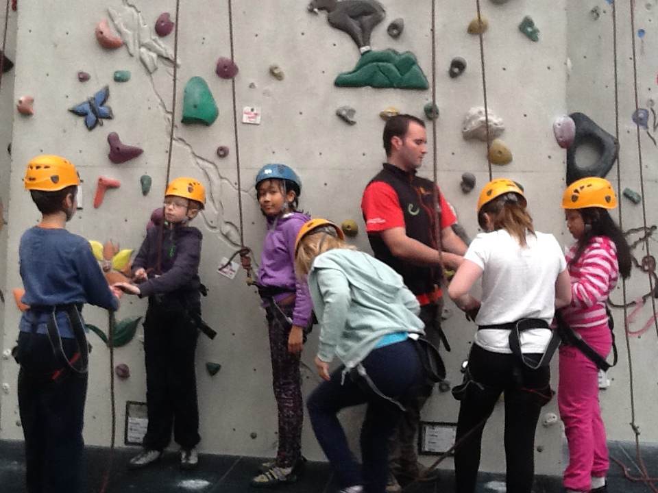P6 go Climbing at Ratho | Tollcross Primary School