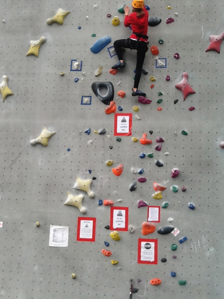 P6 go Climbing at Ratho | Tollcross Primary School
